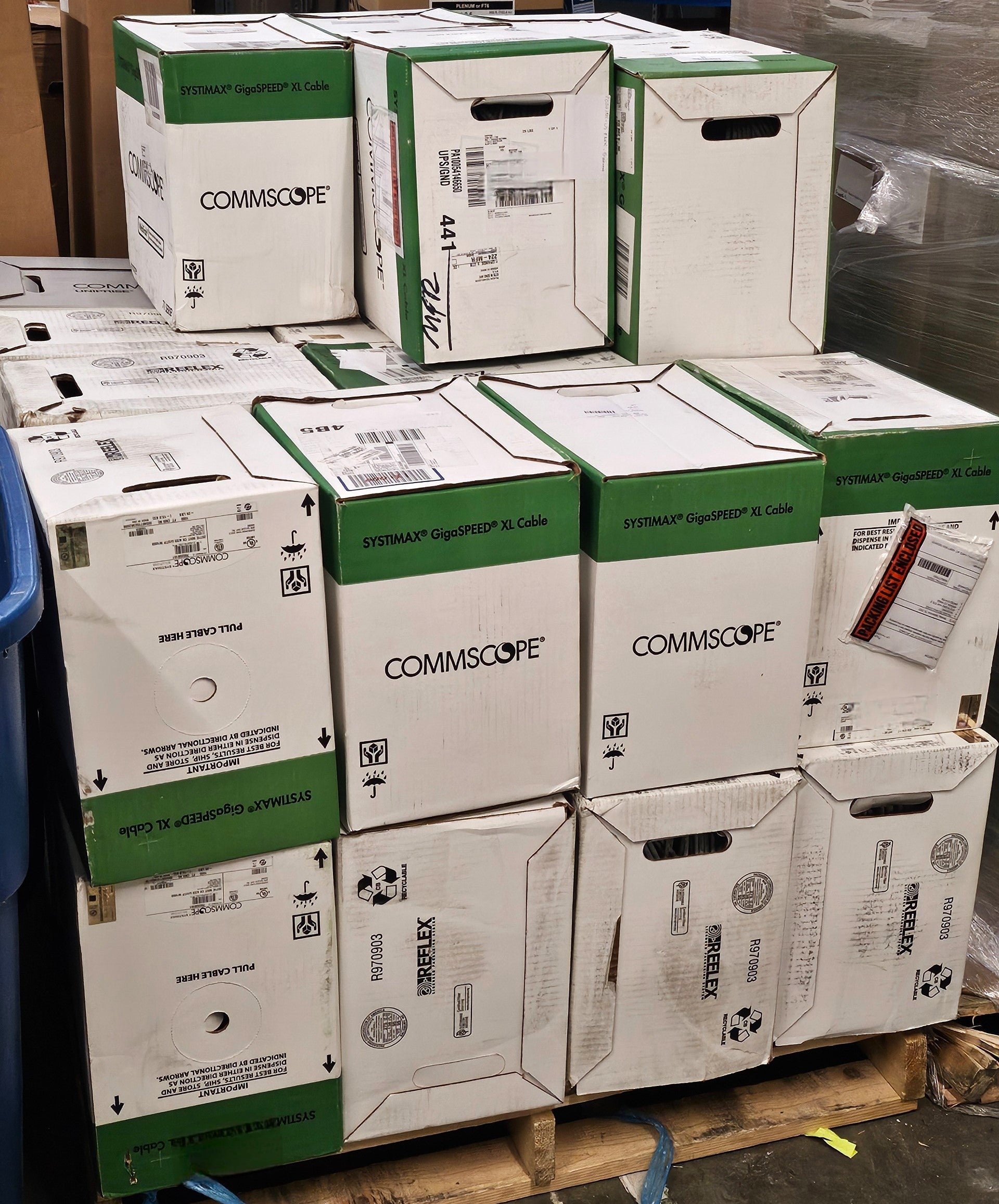 700208101 CommScope Systimax 2071E Cat6 Plenum White 1000Feet 23 AWG U